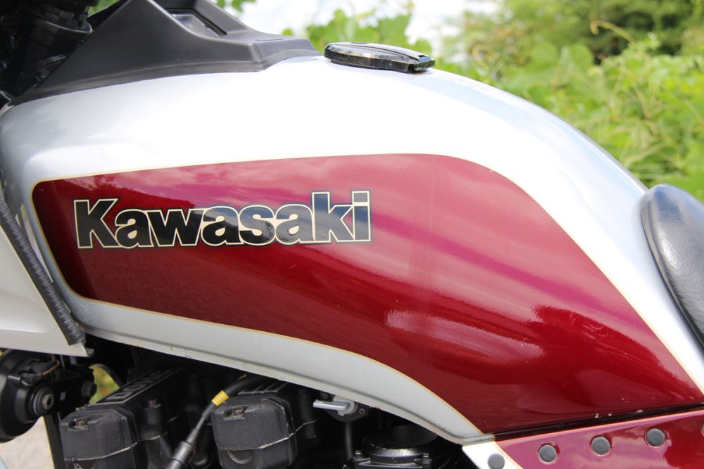 GPZ400F 実走行距離2112キロ！(写真増やしました） | タサキチューニング ブログ