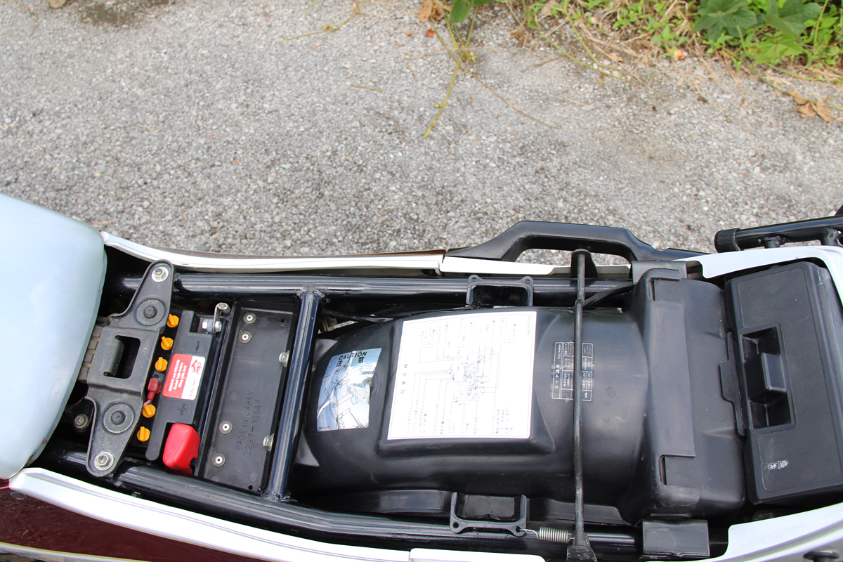 GPZ400F 実走行距離2112キロ！(写真増やしました） | タサキチューニング ブログ